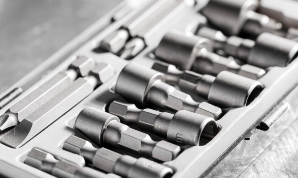 The Essential Guide to Stud Bolts and Gaskets in Industrial