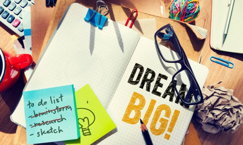 Top 5 Must-Follow FSI Blogs for Industry Professionals