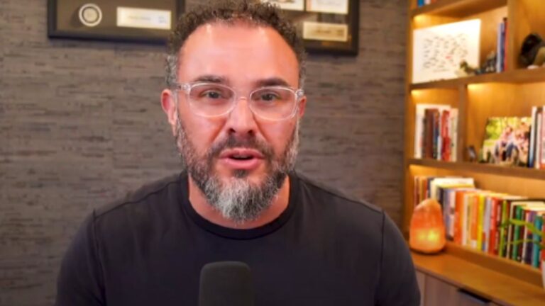 How Alex Charfen Billionaires Meditate Practices